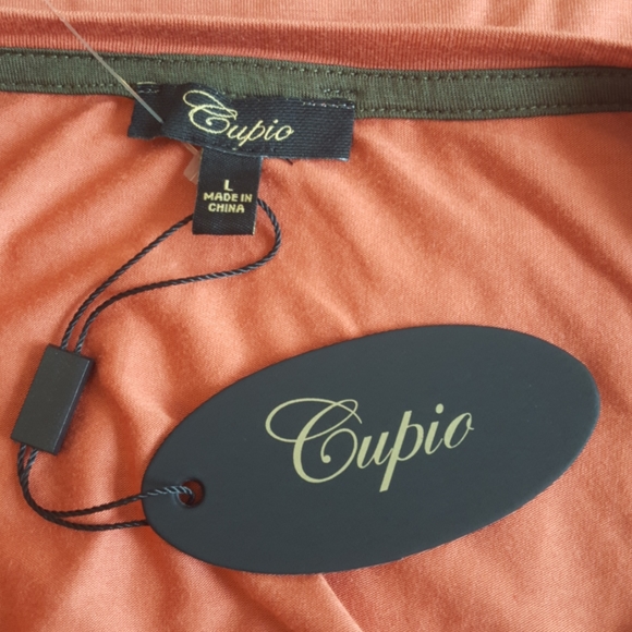 Cupio | Tops | Cupio Top | Poshmark